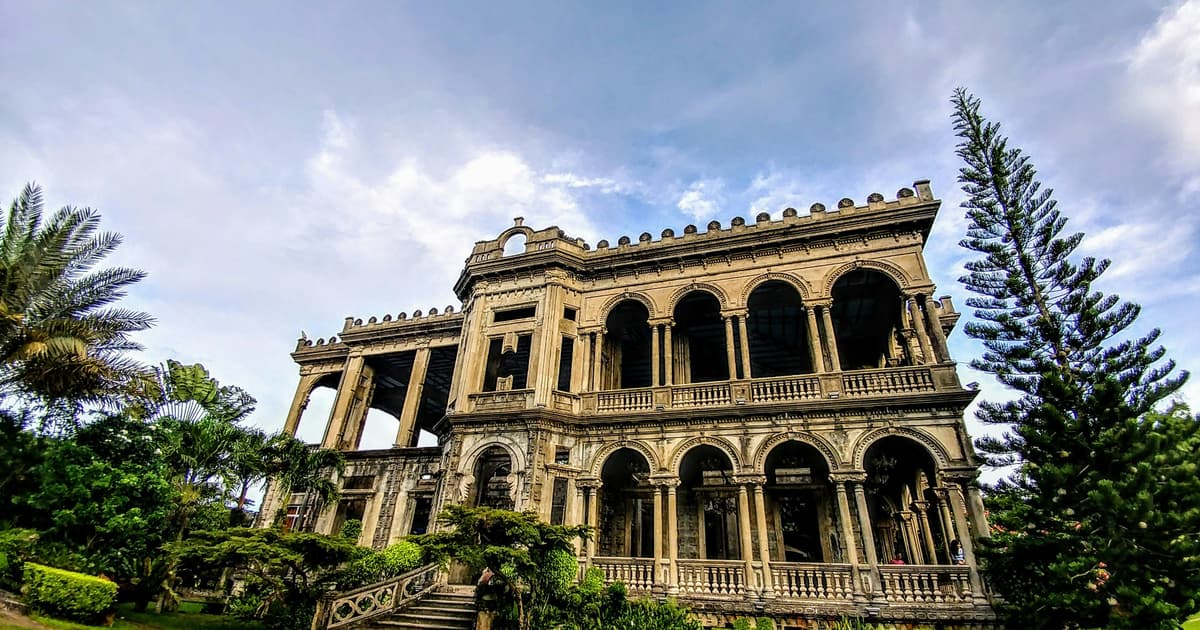 Bacolod City Guide